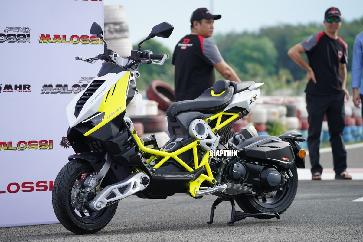 Italjet Dragster 300 chính thức có mặt tại Việt Nam: Urban SuperBike ...